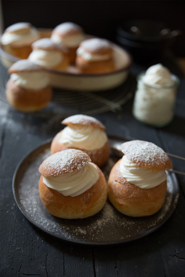 Semla - du côté de la Suède - Fraise & Basilic